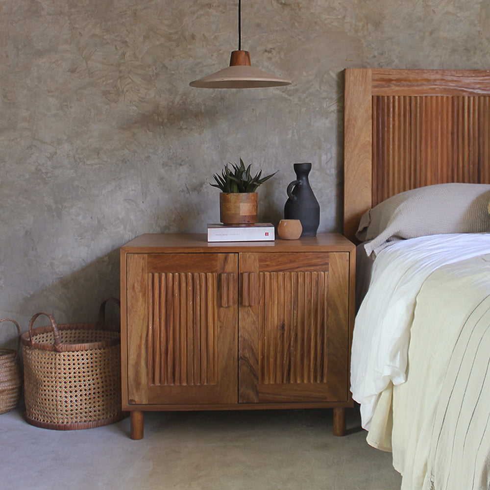 Buró de Madera con Textura | Línea Marietas | Muebla